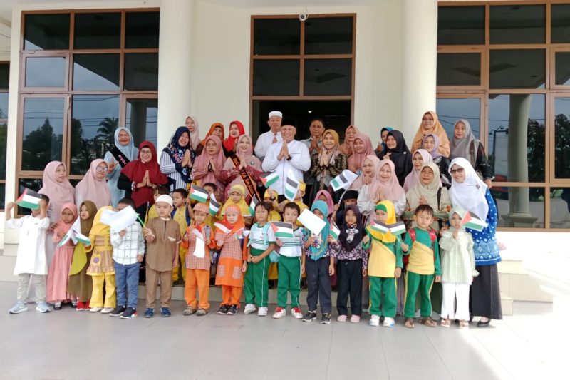 Bunda PAUD Aceh Selatan Peduli Dan Donasi Palestina. – Cyber Jatim